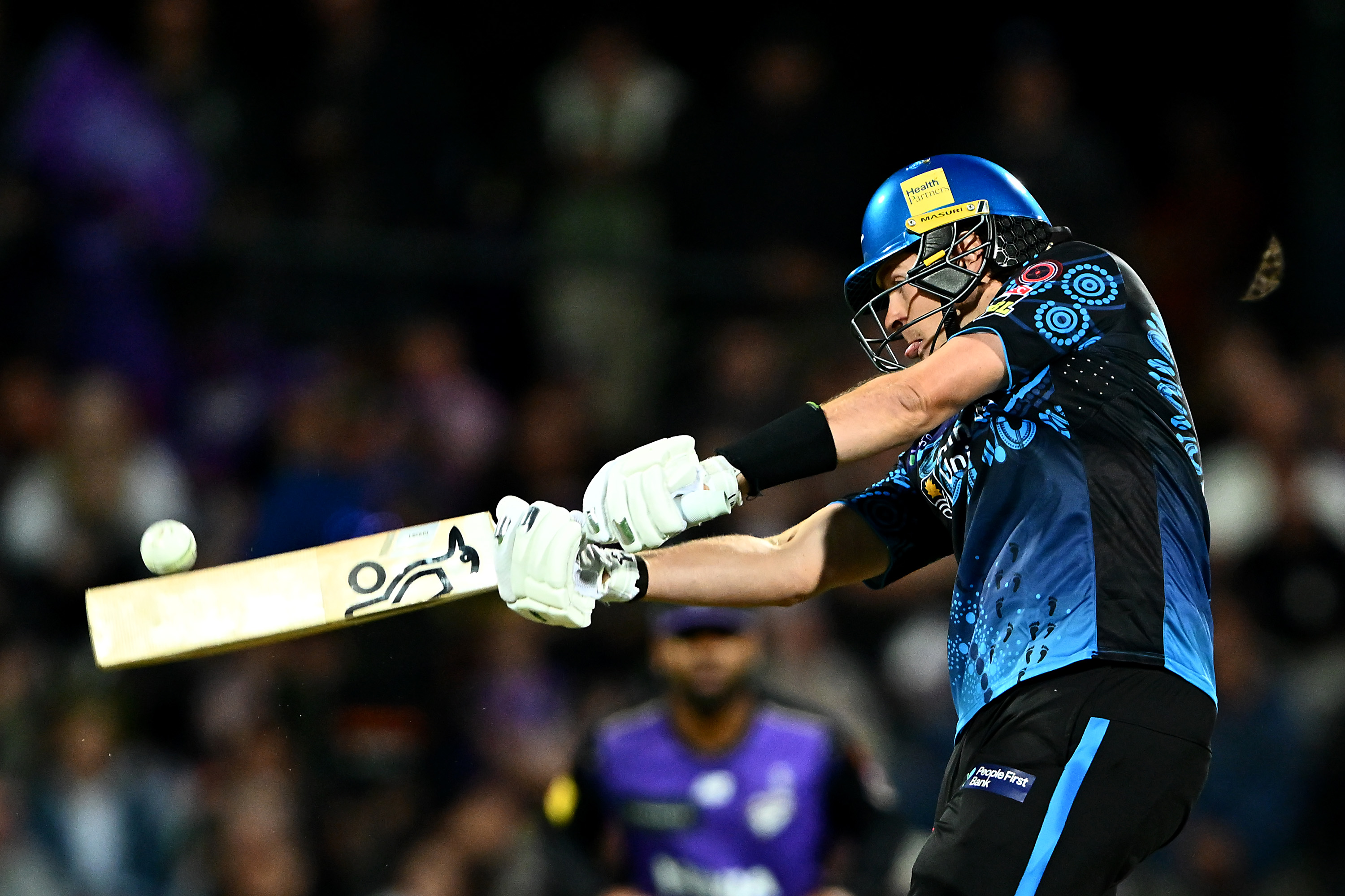 Strikers defeated by Hurricanes at Ninja Stadium | Adelaide Strikers